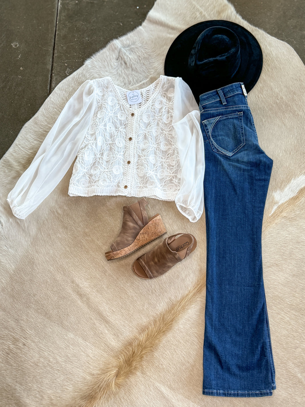 TSB STYLED OUTFITS – The Sisters Boutique